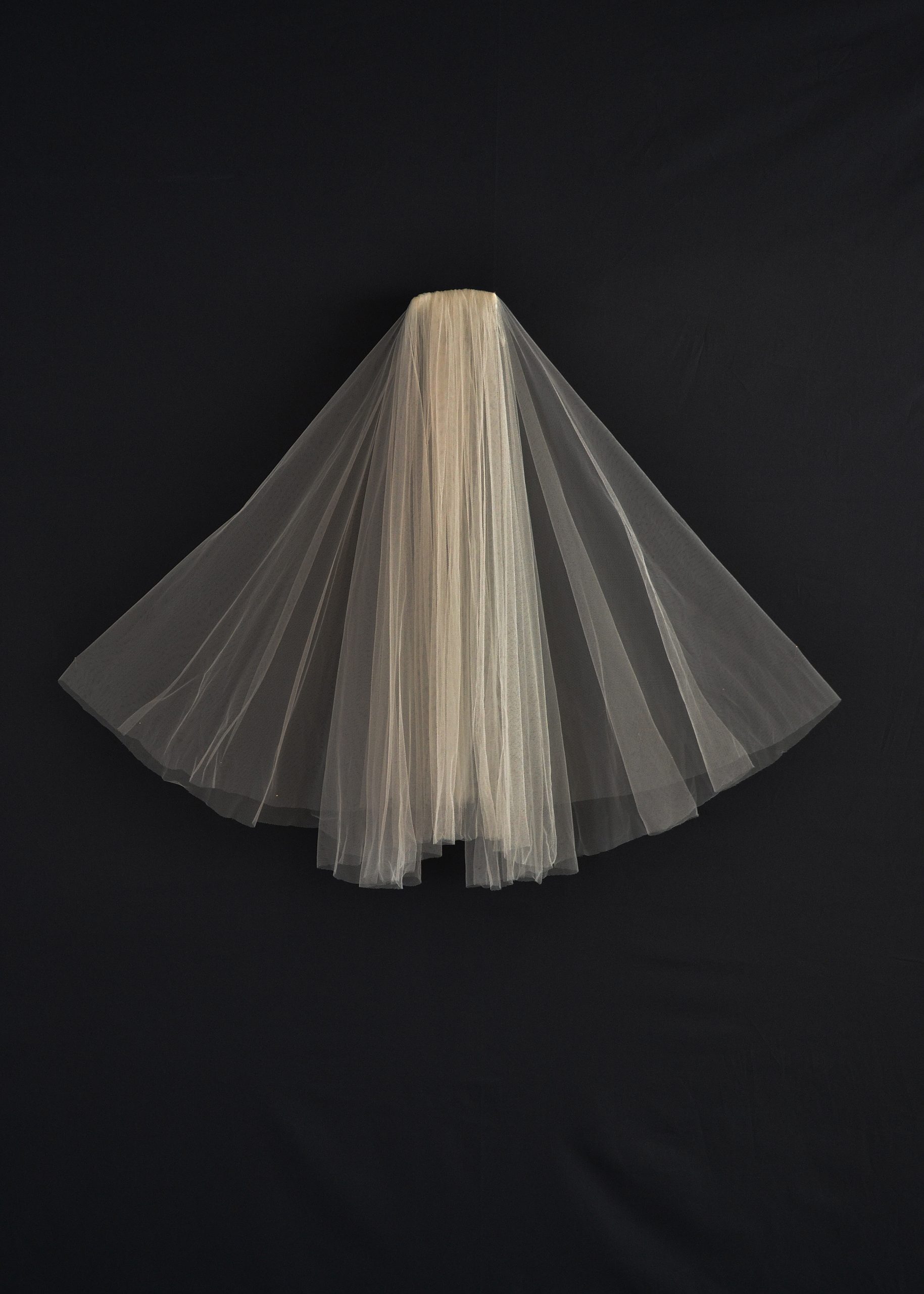 Bridal Veils & Accessories - Bride & Alter